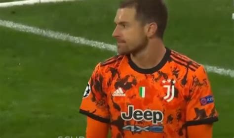 Ramsey Juve è Rescissione Gli Indizi Dallo Store E Lo Scherzo Del Tifoso
