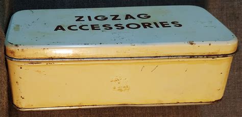 Zig Zag Sewing Accessories Tin Case S Screaming Greek