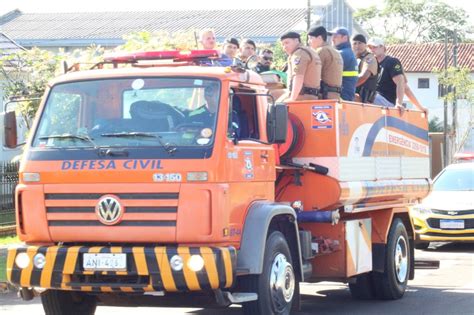 Sob forte comoção policial militar é sepultado em Santa Helena Costa