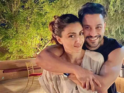 Kunal Kemmus Birthday Message For Wife Soha Ali Khan Is Super Cute