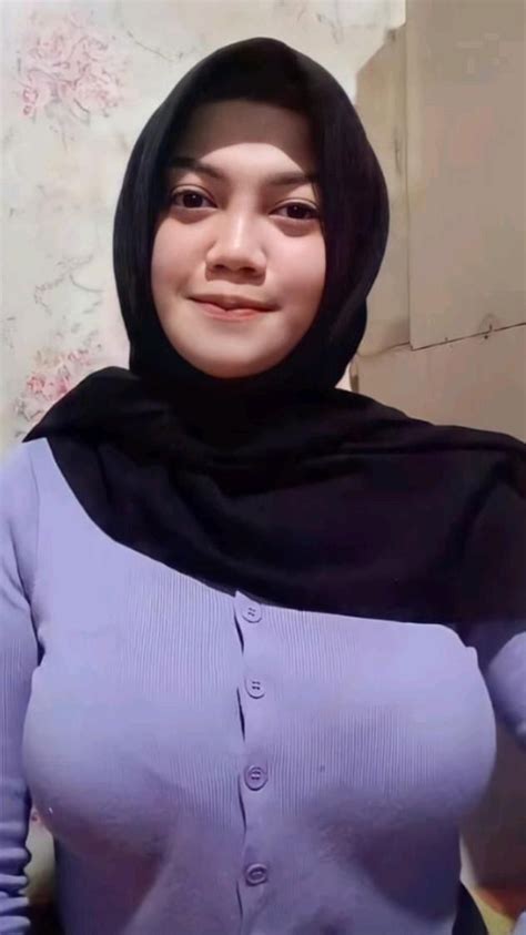 Pin By Alfianburhan On Pakaian Seksi Hot Red Dress Hijab Beautiful Hijab