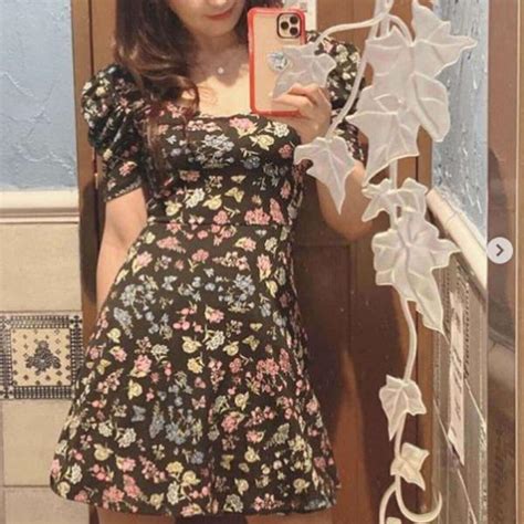 🎤熊田曜子、ミニスカワンピ姿に賛否の声「くびれがすごい」「さすがにキツイ」 スレッド閲覧｜爆サイcom四国版