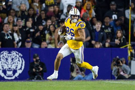 New York Jets Mock Draft 2025 Projecting Every Pick In Jets 7 Round