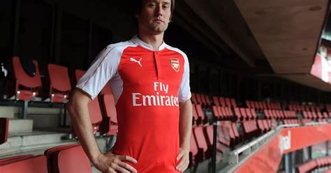 Tomas Rosicky Qanda Arsenal Star Opens Up About The Gunners Mesut Ozil