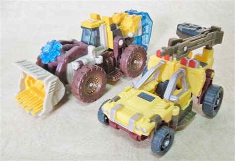 Transformers Cybertron Scout Class Swindle And Hardtop變形金剛銀河戰士 偵察兵級史雲度和硬頂