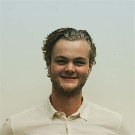 Sebastian Berg Medium