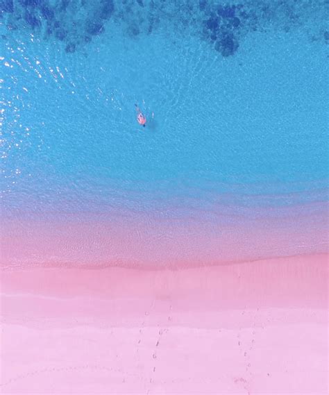 世界十大绝美粉色海滩丨美到炸裂丨网红打卡景点丨随便一拍就是美图的宝藏景点沙滩位置科莫多