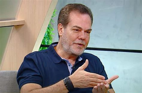 Totalmente surreal diz Henrique Oliveira sobre operação da PF