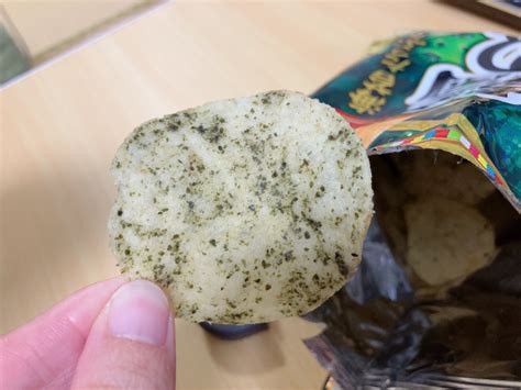 【中評価】山芳製菓 ポテトチップス 超！韓国のり味 袋60gのクチコミ・評価・値段・価格情報【もぐナビ】