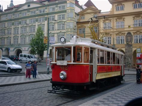 Dopravní Podnik Praha Přichází S Novinkou Wi Fi V Tramvaji Zdarma