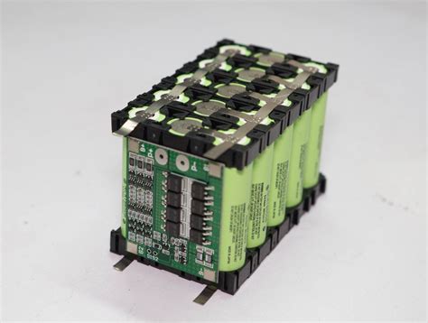 Paquete De Baterías De Iones De Litio Diy 18650 Conocimiento Ds New