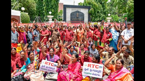 Tsrtc Workers Protest Against Telangana Governors Delay In Clearing