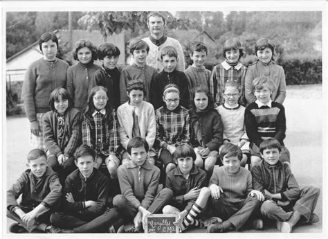 Photo De Classe Cm2 19711972 De 1970 Ecole Du Bourg Copains Davant