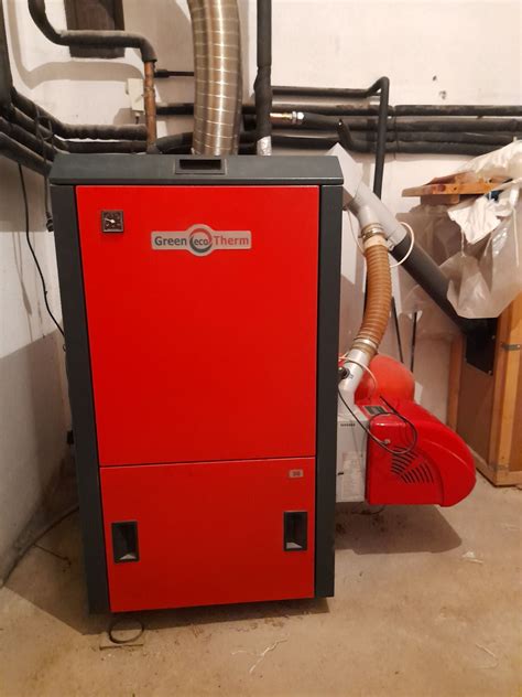 Котел за пилети с бункер гр Куклен • Olx Bg