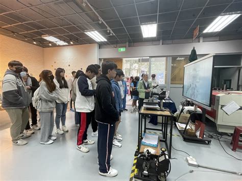 亞東科技大學新北市職場英語營 探索5g新視界