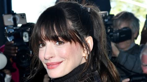 Anne Hathaway Reacts To Devil Wears Prada Sequel Rumors