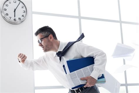 What To Do If Youre Running Late To Work Welp Magazine