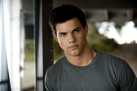 Jacob Black Shirtless Wallpaper