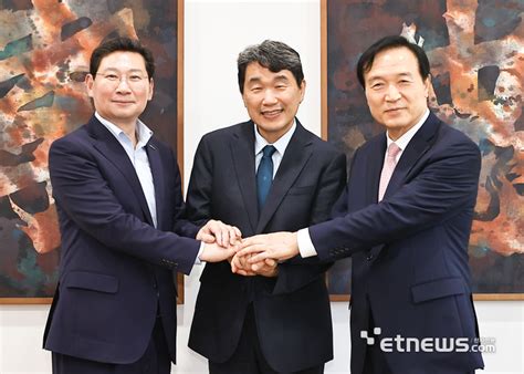 ‘용인 반도체 마이스터고 설립…경기도교육청·용인시 힘 모은다 전자신문