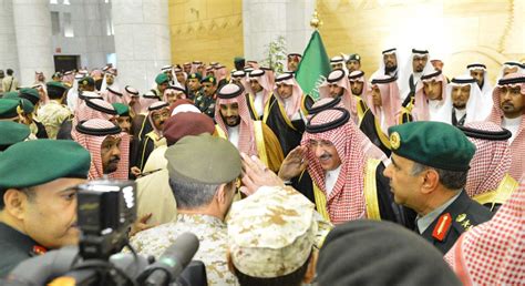 السعودية بعد إعفائه من ولاية العهد الأمير مقرن يبدد الشكوك حول