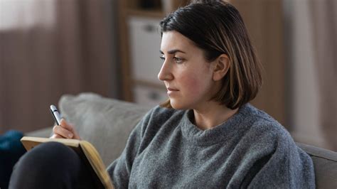 Brilliant Ways Introverts Make The Most Of Their Alone Time YourTango