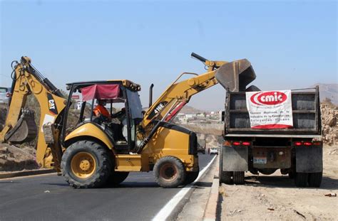 Apoya CMIC Tijuana En La Limpieza Del Bulevar 2000 En Linea BC