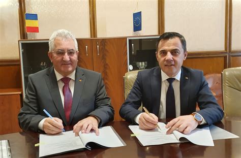 A Fost Semnat Contractul Pentru Zona De Agrement De Pe Râul Suceava
