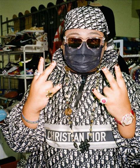 Jawapan Cik B Curi Perhatian Selepas Kena Kritik Macam Tiada ‘taste