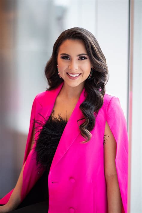 Meet Casey Gibson Of The Crowning Moment Podcast