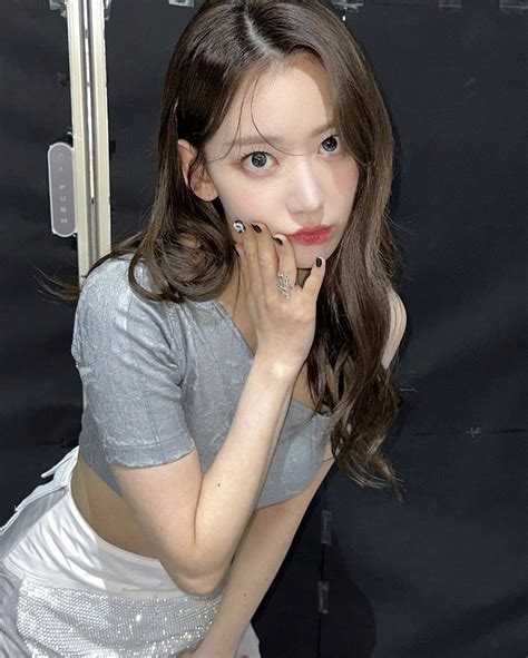 Le Sserafim Global On Twitter Ig — Sakura 230108 Le Sserafim