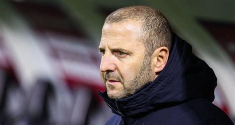 Ol Florian Maurice Amer Envers Aulas Adresse Un Tacle à Juninho