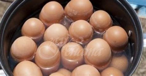 Какво да направя за да нямам нито едно счупено яйце докато ги варя