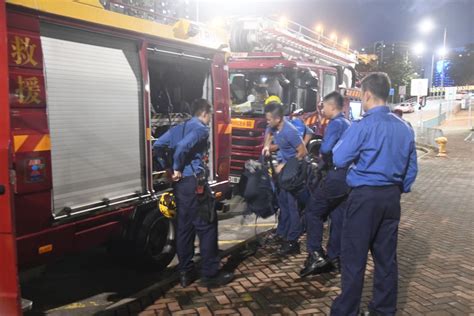 彩盈邨危站6旬漢危站逾28小時 飛將軍驚險救回 據悉為退役消防員 星島日報