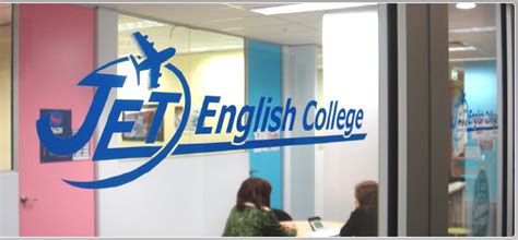 Jet English College