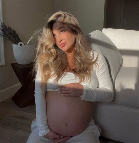 Pregnant Influencer Jackie Miller James Awake After Medically Induced