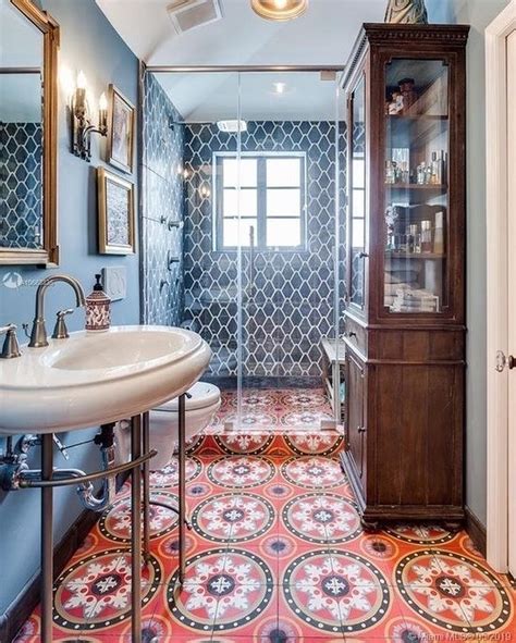 10 Warm And Inviting Mediterranean Style Bathroom Tile Ideas