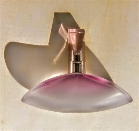 Euphoria Blossom Calvin Klein parfem - parfem za žene 2006