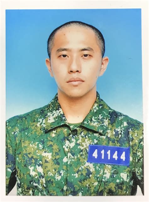 Wei Chengs Instagram Twitter And Facebook On Idcrawl