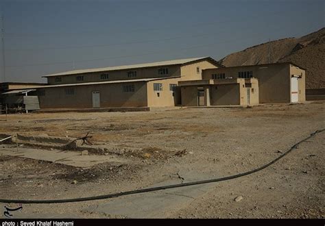 صنایع و واحدهای تولیدی در شهرستان های میبد و اردکان تراکم 20 درصدی دارد