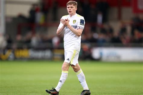 Fc Halifax Town Complete Signing Of Leeds United Midfielder