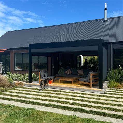 Decking Shade Solutions Tailored To Perfection 🌞 Check Out This Stunning Shade Tec Pro Louvre