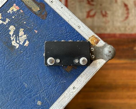 Dual Switcher Reverb