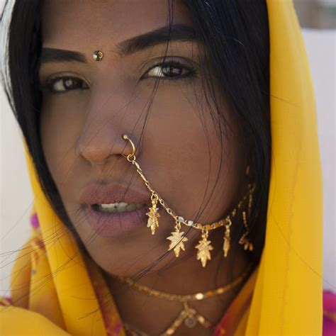 Mary Jane Nose Chain Vidakush