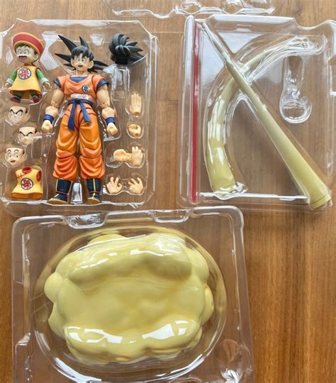 【散賣】 現貨 孫悟空and孫悟飯 ＆筋斗雲 Shf 龍珠 會場特別版 興趣及遊戲 玩具 And 遊戲類 Carousell