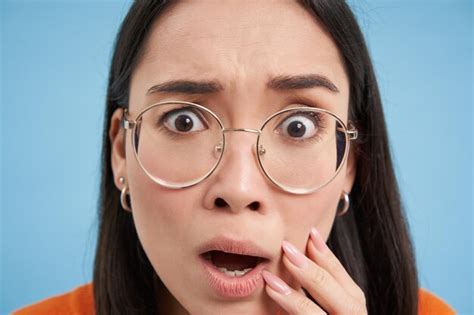 Premium Photo Close Up Portrait Of Japanese Girl In Glasses Looks