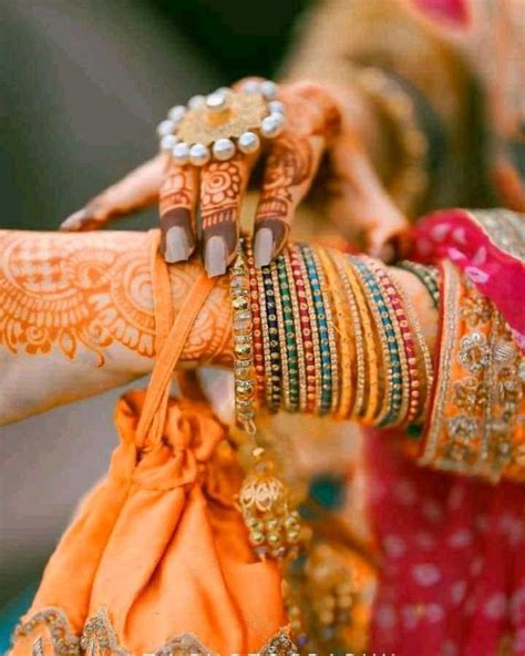 Pin By Rabia🌼 On Girl Dp Bangles Hand Dp Girly Dp Girly Photography