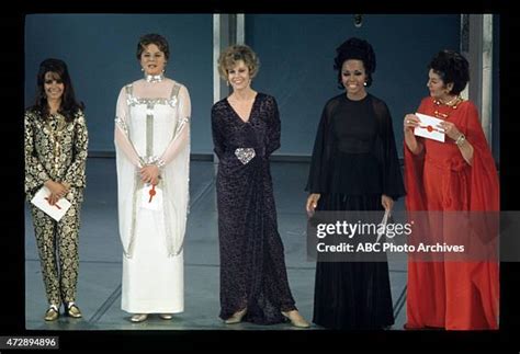Jane Fonda 1969 Photos And Premium High Res Pictures Getty Images