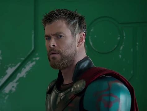 Still Of Chris Hemsworth In Thor Ragnarok Chris Hemsworth Thor Hemsworth Chris Hemsworth