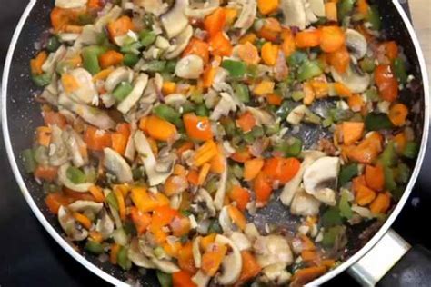 Chicken Noodle Soup चिकन नूडल सूप Super Delicious Soup