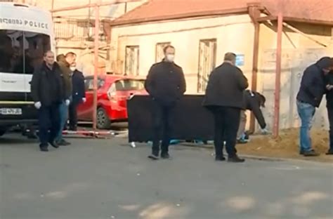 მკვლელობა თბილისში ჯავის ქუჩაზე 50 წლამდე კაცი მოკლეს Kvira Ge